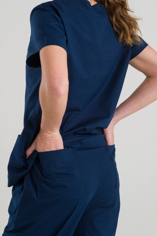 Scrubs y Enterizos – Dra. Cherie Perú